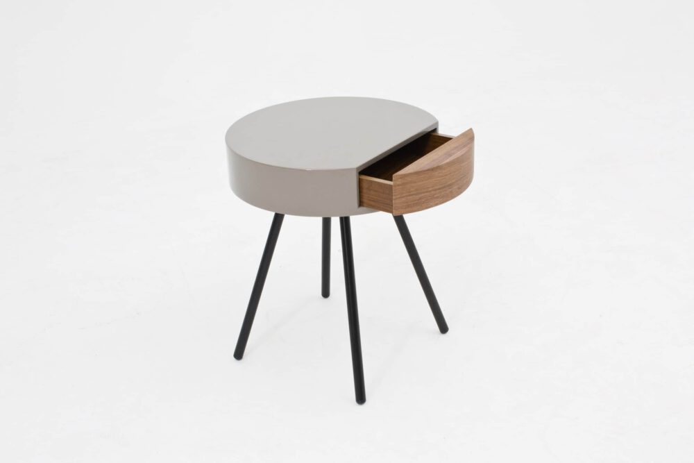 שולחן צד דגם סול - Swiss System